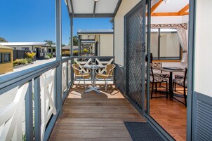 Vila, 1 quarto | Sacada