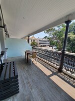 Quarto standard, 1 cama Queen, para não fumantes | Vista da sacada