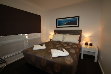 Quarto Familiar | Wi-fi grƔtis, roupa de cama fornecida . Rubicon Hotel Motel