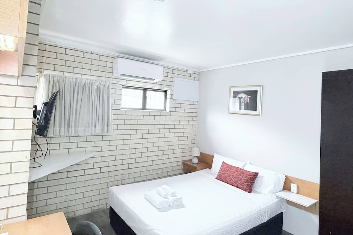 Secretária, secretária adequada para computadores portáteis