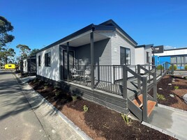 Cabana de Madeira Clássica | Quartos insonorizados, ferro/tábua de engomar, Wi-fi 
