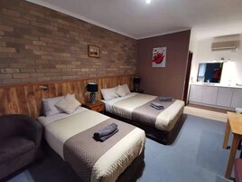 Secretária, Wi-fi grátis 