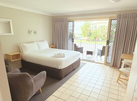 Queen Deluxe | 1 quarto, cortinas blackout, ferros/tábuas de passar roupa