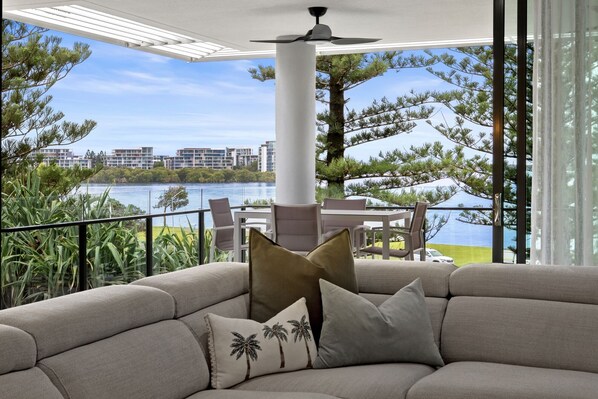 Apartamento superior, vários quartos, para não fumantes, cozinha (3 Bed Superior Apt 3 Nts) | Terraço/pátio