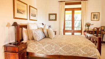 Individualmente decorados, individualmente mobiliados, cortinas blackout