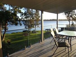 Quartos à prova de som, berços (sobretaxa), Wi-Fi de cortesia