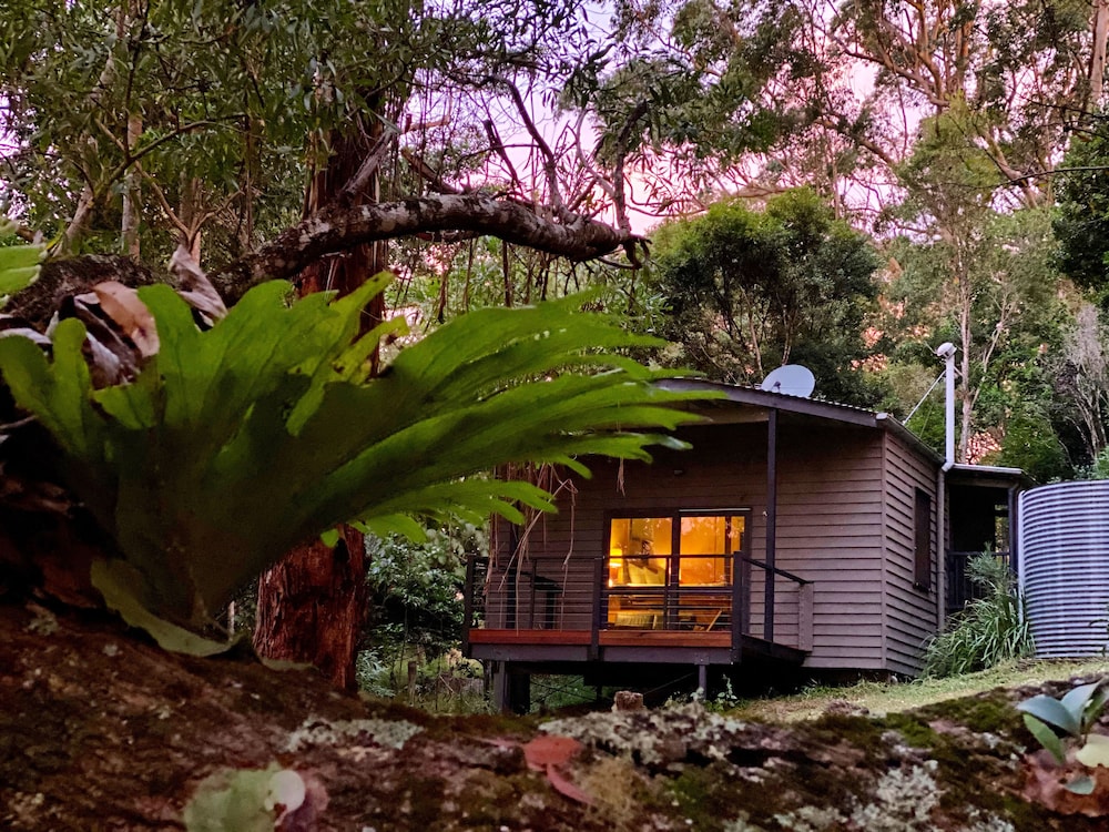 Whispering Valley Cottage Retreat - Queensland