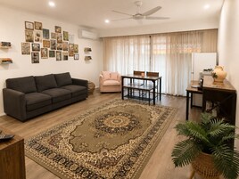 TV 50 cm com canais a cabo