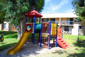 Área de recreio para crianças (ao ar livre)