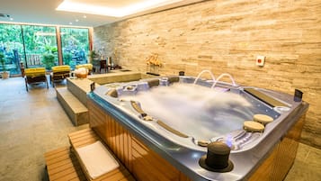 Salas para tratamentos a dois, sauna seca, sauna a vapor