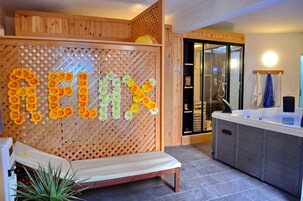 Sauna seca, banheira de hidromassagem, sauna a vapor