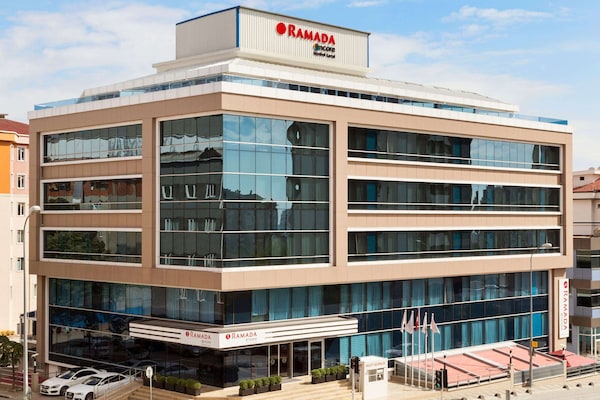 Ramada Encore By Wyndham Istanbul Kartal - Büyükada