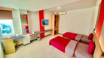Quarto Duplo ou Twin Deluxe | Secretária, Wi-fi grátis, roupa de cama fornecida