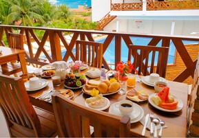 Café da manhã continental grátis todos os dias