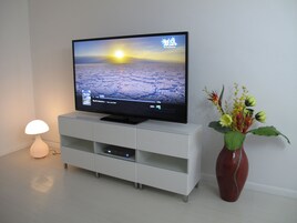 Suite Deluxe, 1 cama king-size | Comodidade do quarto