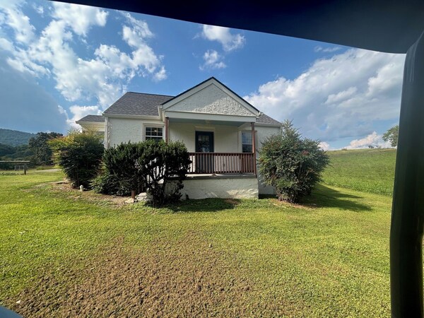 Mountain Cove Farms Resort - Georgia, GA