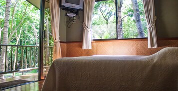 Casa del Arbol (1-2 pax)  | 2 quartos, cofres nos quartos, roupa de cama