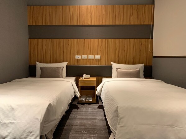 Quarto Twin | Cortinas/cortinados opacos, quartos insonorizados, Wi-fi grátis