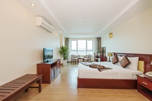 Quarto Standard, Vista para a cidade | Cofre no quarto, secretária, quartos insonorizados, Wi-fi grátis