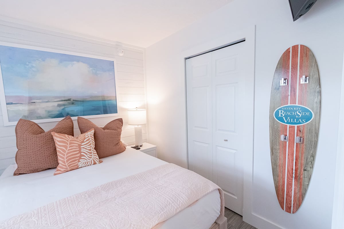 Suite de Luxo, 1 quarto, acesso à piscina | 1 quarto, edredões de penas, com decoração personalizada
