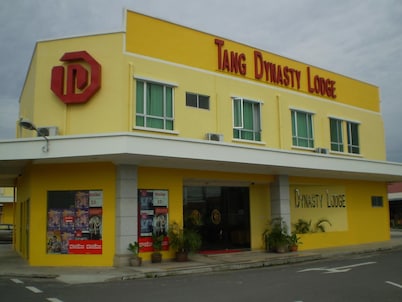 Tang Dynasty Lodge