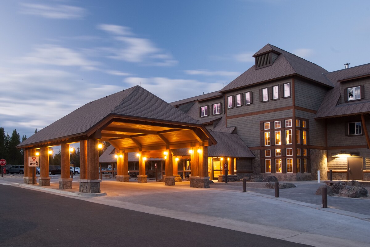 Canyon Lodge & Cabins - Inside the Park Reviews, Deals & Photos 2026 ...