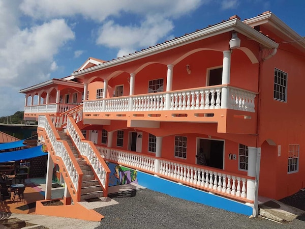 Aupic Paradise - Santa Lucía
