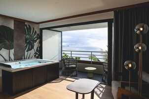 Quarto Signature, banheira de hidromassagem grande, junto ao mar | Vista para a praia ou o mar