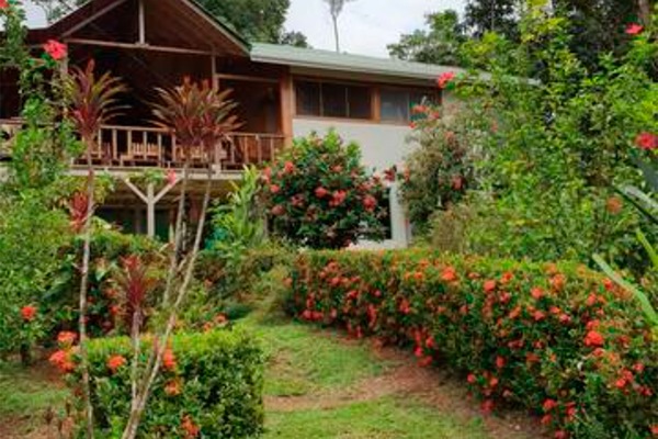 Fachada da propriedade