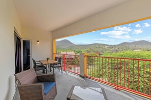 Apartamento, 2 quartos, junto à praia | Terraço/pátio interior
