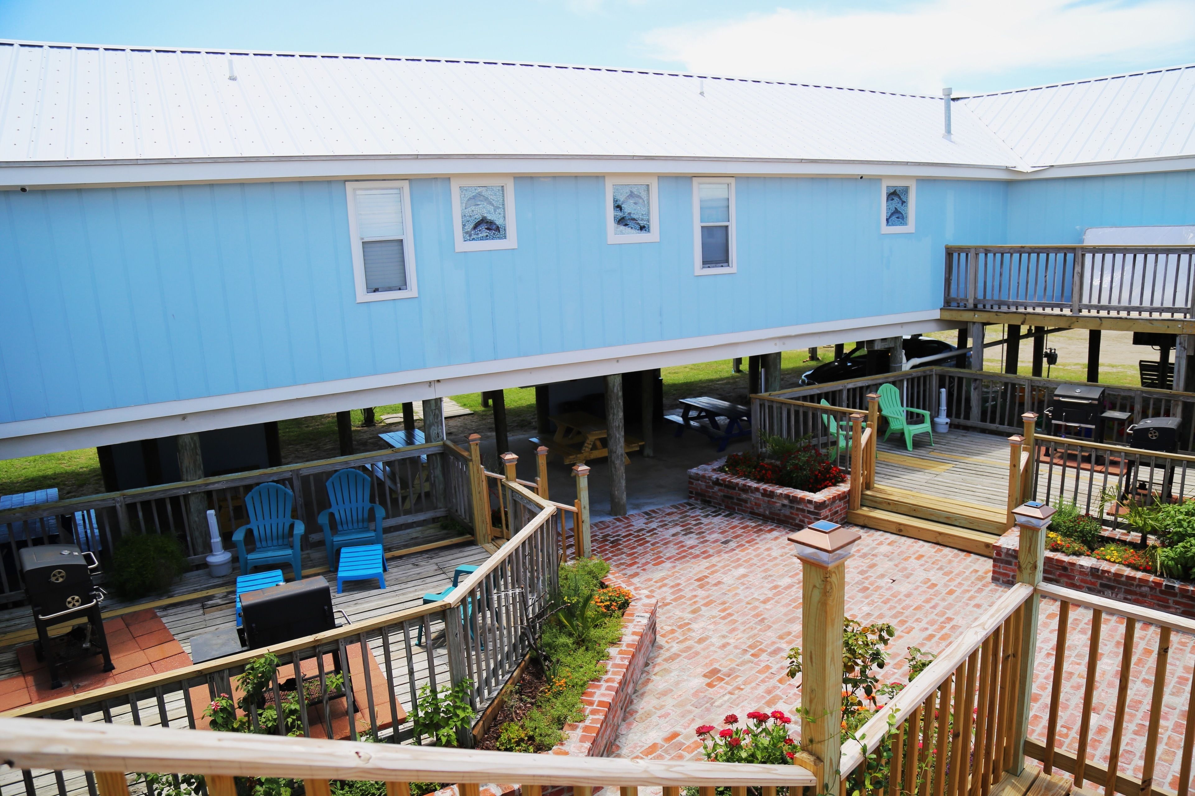 Blue Dolphin Inn and Cottages Reviews, Deals & Photos 2023 - AARP ...