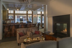 3 bares/lounges, este bar no lobby do hotel