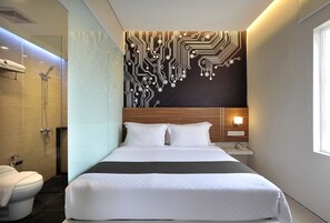 Quarto (Happy) | 1 quarto, roupas de cama premium, escrivaninha, quartos à prova de som