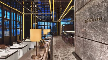 2 restaurantes, culinária francesa