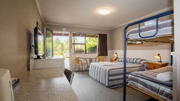 Estúdio, casa de banho anexa (4 Pax) | Roupa de cama fornecida