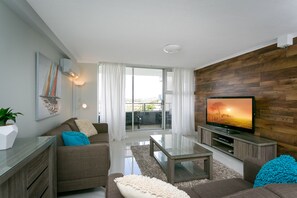 Apartamento | Sala | Televisor, leitor de DVD