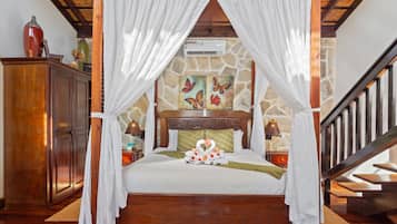 Casa na Árvore de Luxo, 1 cama king-size, vista para o vale | 1 quarto, roupa de alta qualidade, cofre no quarto