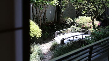 Quarto Tradicional, não fumadores (Kaiseki Dinner) | Edredões de penas, cofre no quarto, secretária