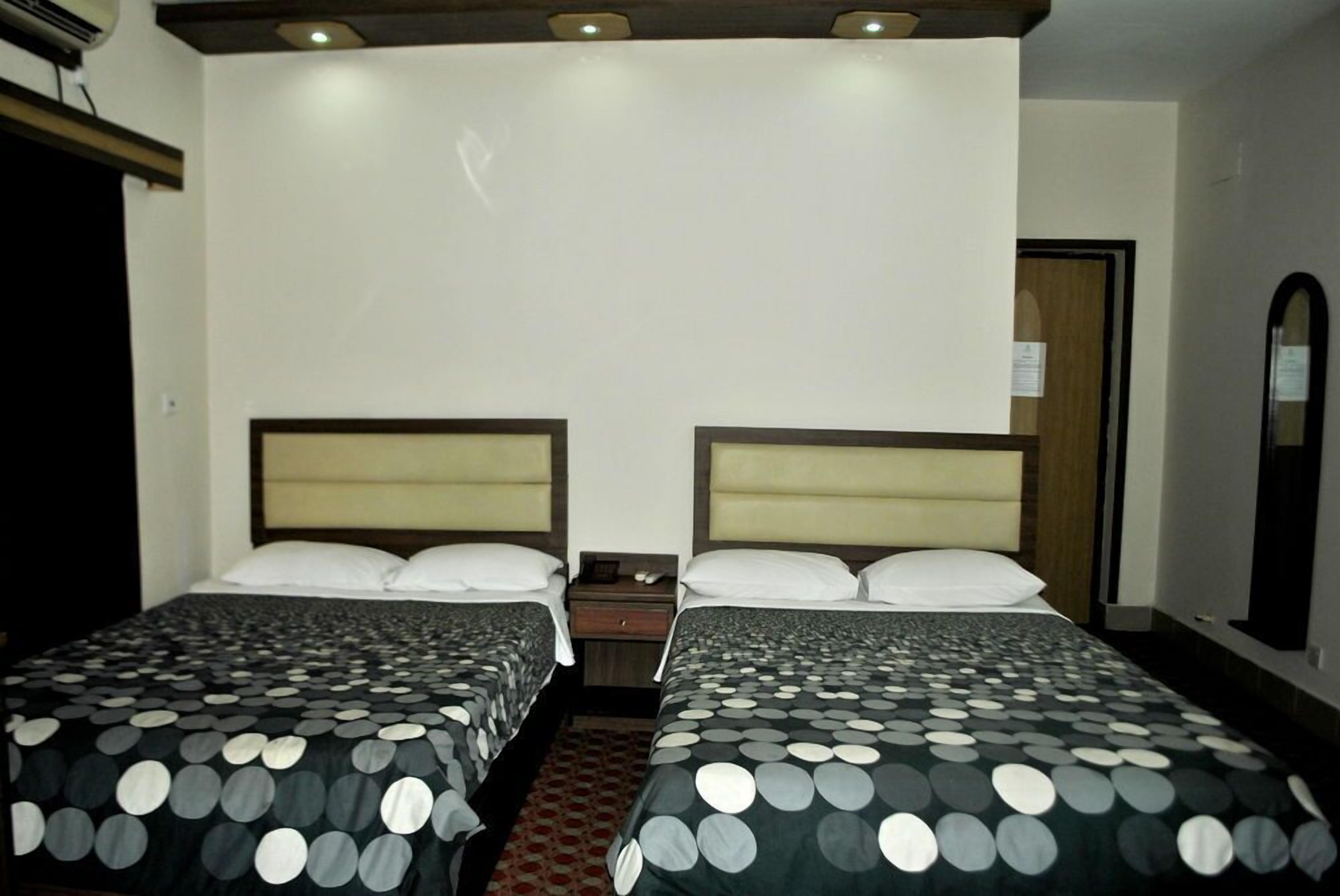 1 quarto, roupa de alta qualidade, edredões de penas 