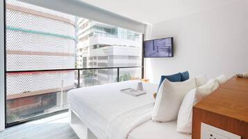 Minibar, cofre no quarto, cortinas/cortinados opacos, Wi-fi grátis