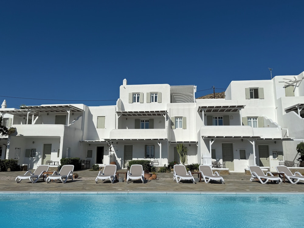 Yakinthos Residence - Cyclades