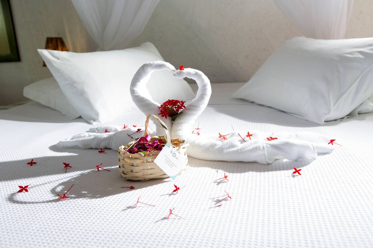 Quarto lua de mel, banheira, vista para o jardim (Super Nº 11, 12) | Roupas de cama de algodão egípcio, roupas de cama premium, frigobar