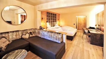 Quarto Familiar | Cofre no quarto, secretária, quartos insonorizados, Wi-fi grátis