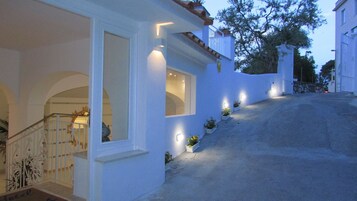 Entrada do alojamento