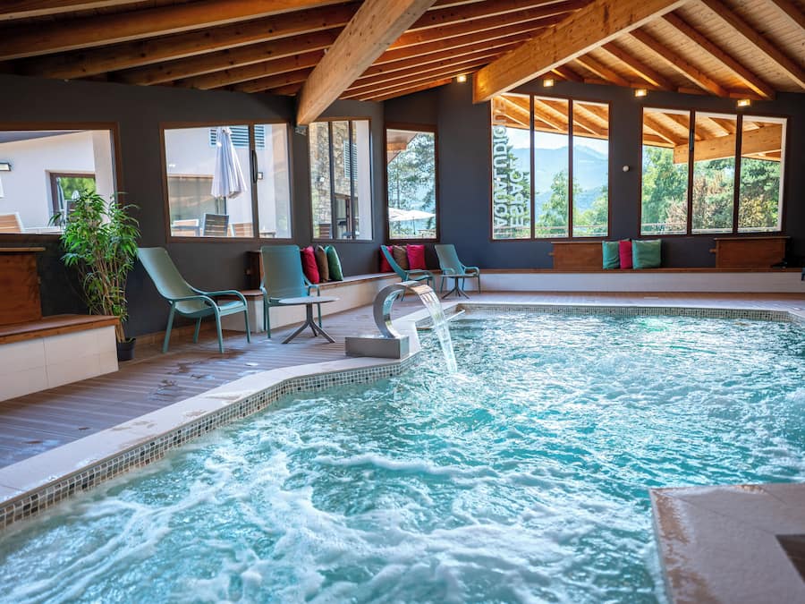 Banheira de hidromassagem exterior