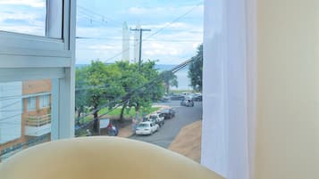 Suíte júnior, 1 quarto, cozinha americana, vista para o mar | Vista do quarto