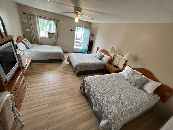 La Roma Motel - New Brunswick