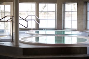 5 piscinas internas, 4 piscinas externas, guarda-sóis, espreguiçadeiras