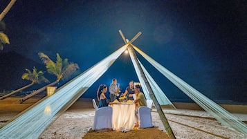 Serviço de café da manhã, culinária filipina, restaurante ao ar livre