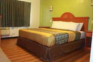 Secretária, cortinas/cortinados opacos, Wi-fi grátis 